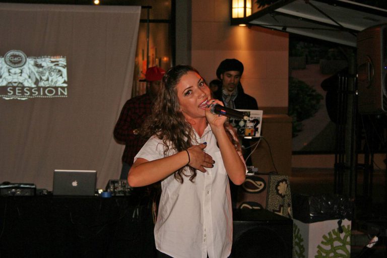 HORIZONS | Programs | Prevention | DJ Class